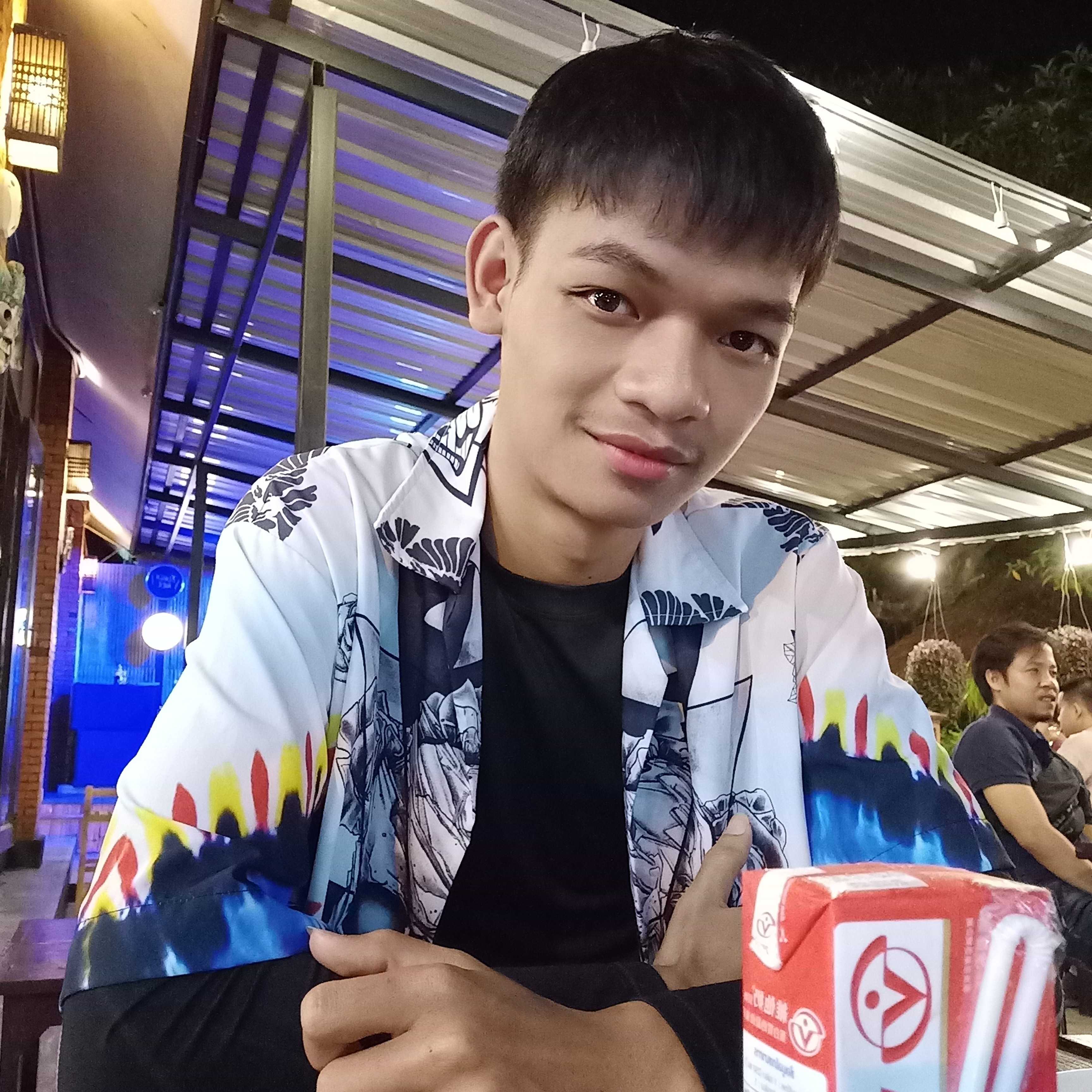 UNDEAD ได้ทำการไลฟ์บน a ดวง